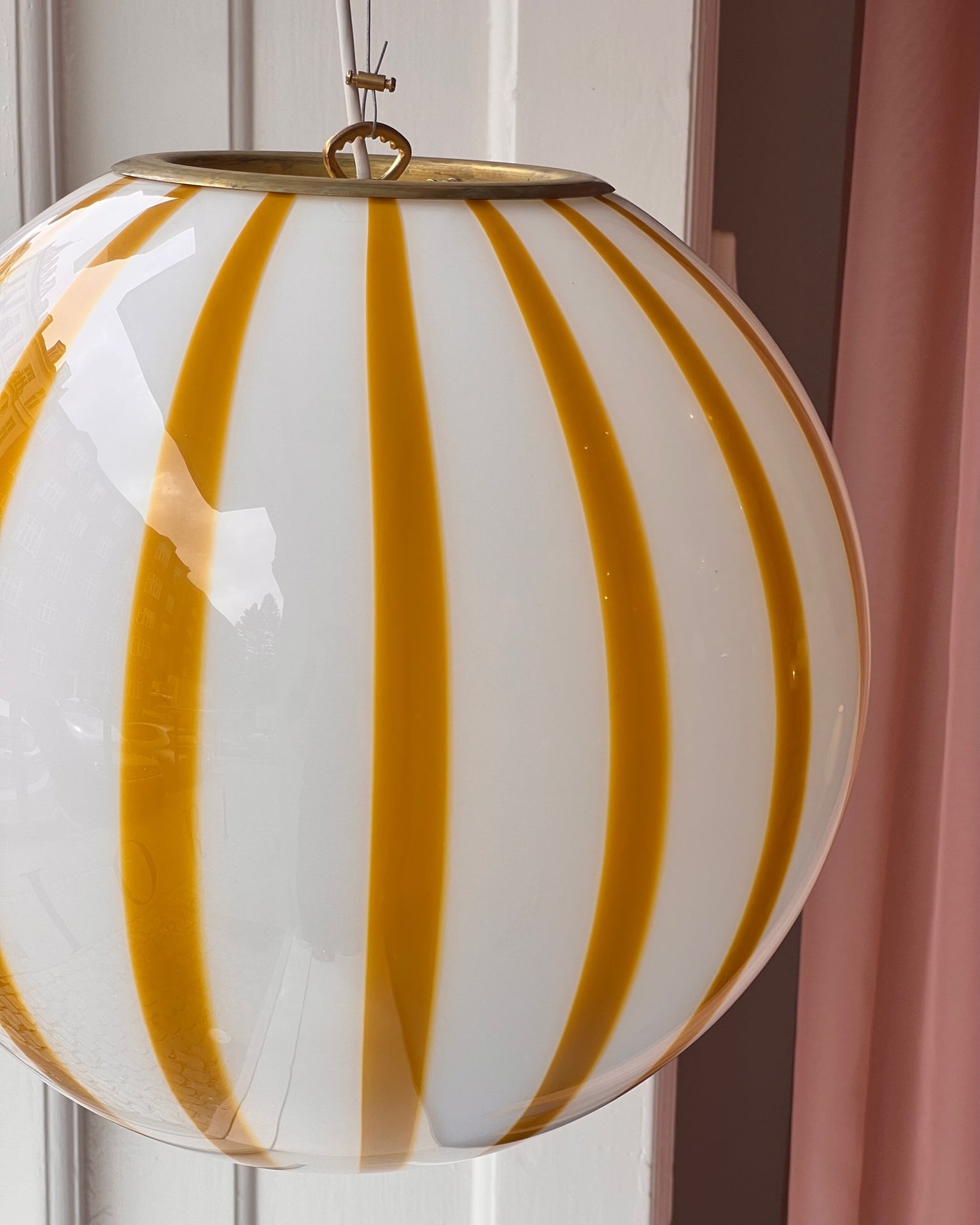 Ceiling lamp - Amber vertical stripes (D40) – Millefiori Interior