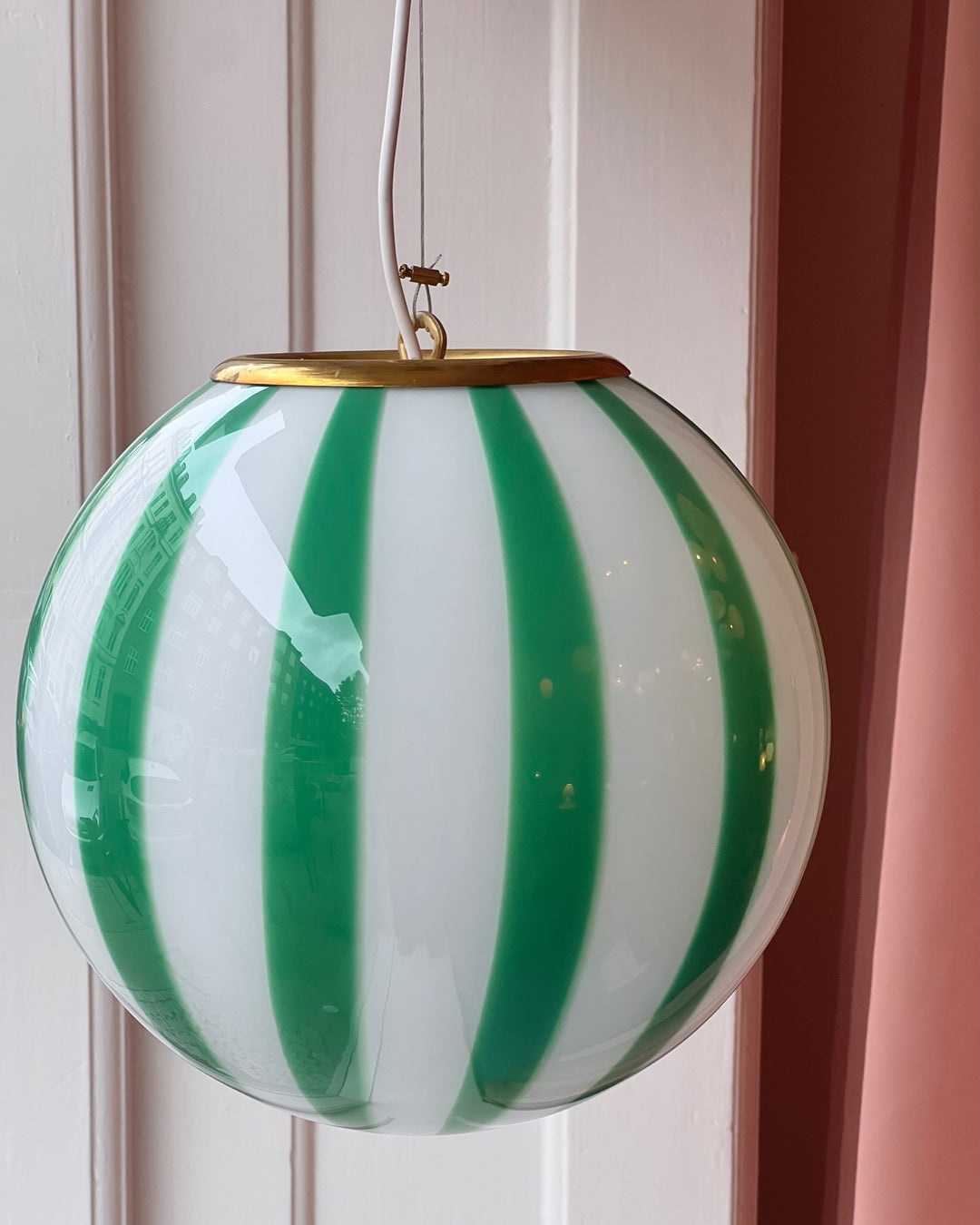 Candy ceiling lamp - Green vertical stripes (D30) – Millefiori Interior