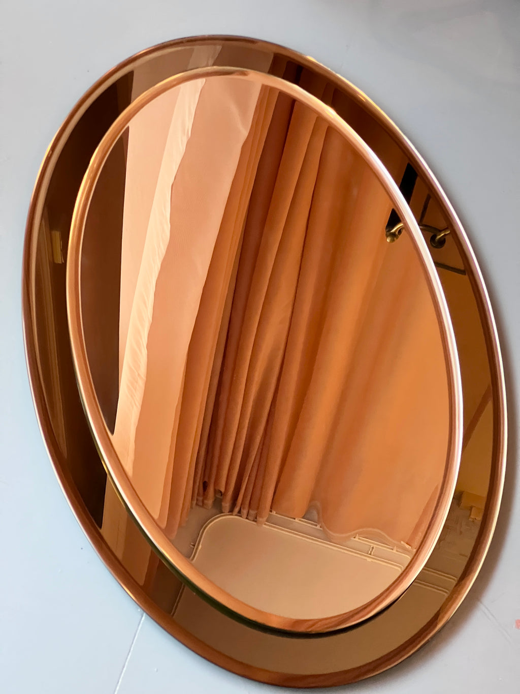 Vintage Italian mirror with golden brown mirror frame – Millefiori Interior